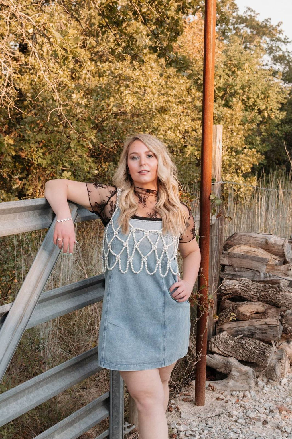 Allie Top Black – Babes and Barstools